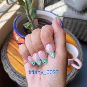 HELLO BOMBSHELL - 333 Photos & 180 Reviews - 1449 S Beretania St ...