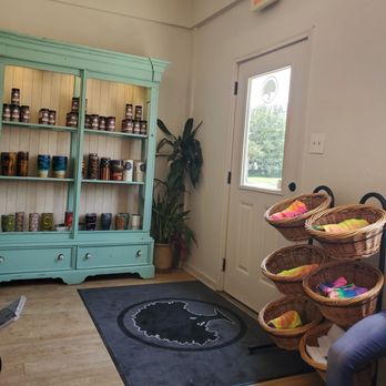 LAZY OAK - Updated December 2024 - 119 Photos & 57 Reviews - 503 Porter ...