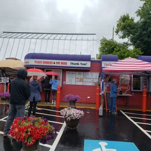 THE RED BARN - 349 Photos & 427 Reviews - 455 Riverside Dr, Augusta, ME ...