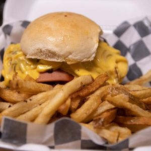 TOWN LINE PIZZA - Updated December 2025 - 10 Photos & 38 Reviews ...