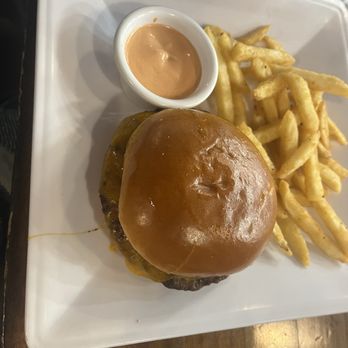 UTOG BREWING - Updated April 2025 - 341 Photos & 300 Reviews - 2331 ...