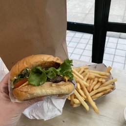 TRUEBURGER - Updated December 2025 - 1122 Photos & 1961 Reviews - 146 ...