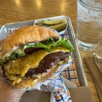 SUPER DUPER BURGERS - Updated May 2024 - 959 Photos & 722 Reviews ...