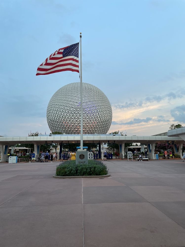 DISNEY’S EPCOT PARK MONORAIL STATION - Updated September 2024 - 32 ...