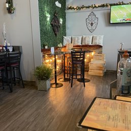 STONE RIDGE GRILL & BAR - Updated December 2025 - 251 Photos & 185 ...