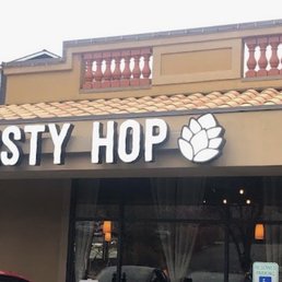 THIRSTY HOP - Updated July 2025 - 95 Photos & 104 Reviews - 13102 NE ...