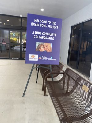 MAE VOLEN SENIOR CENTER - Updated August 2025 - 14 Photos - 1515 W ...