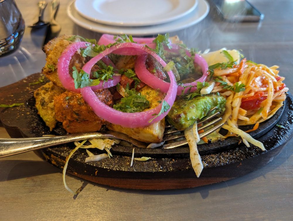 OH BOMBAY - Updated September 2024 - 17 Photos - 16 Vogell Road ...