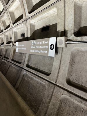 JUDICIARY SQUARE METRO STATION - Updated July 2025 - 50 Photos & 14 ...