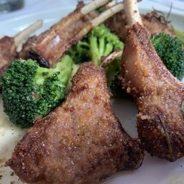 RAVYN & ROBYN - 207 Photos & 193 Reviews - 301 Main Ave, Hawley ...