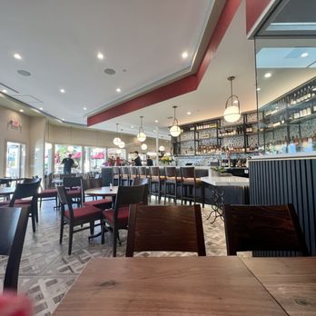 LIVING ROOM COFFEE HOUSE RSD - Updated August 2024 - 156 Photos & 131 ...