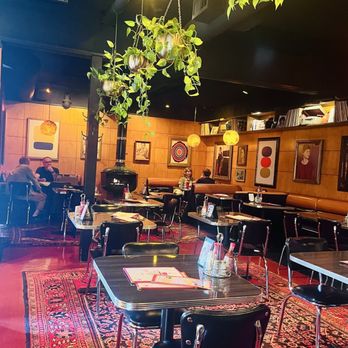 RADIO ROOM - Updated December 2025 - 772 Photos & 887 Reviews - 1101 NE ...