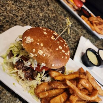 BRU BURGER BAR - INDIANAPOLIS - Updated July 2025 - 1436 Photos & 1913 ...