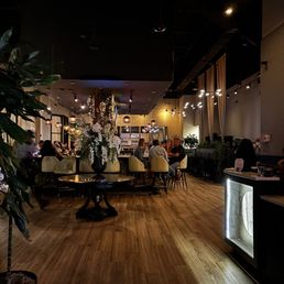 MEATING STREET - Updated October 2025 - 368 Reviews & 415 Photos ...