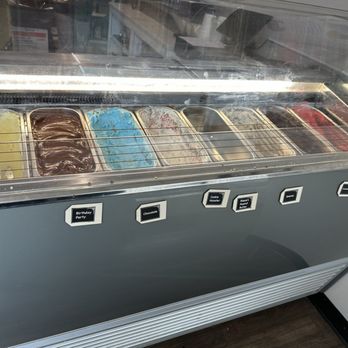 DECADENT A COFFEE AND DESSERT BAR - Updated May 2025 - 417 Photos & 211 ...