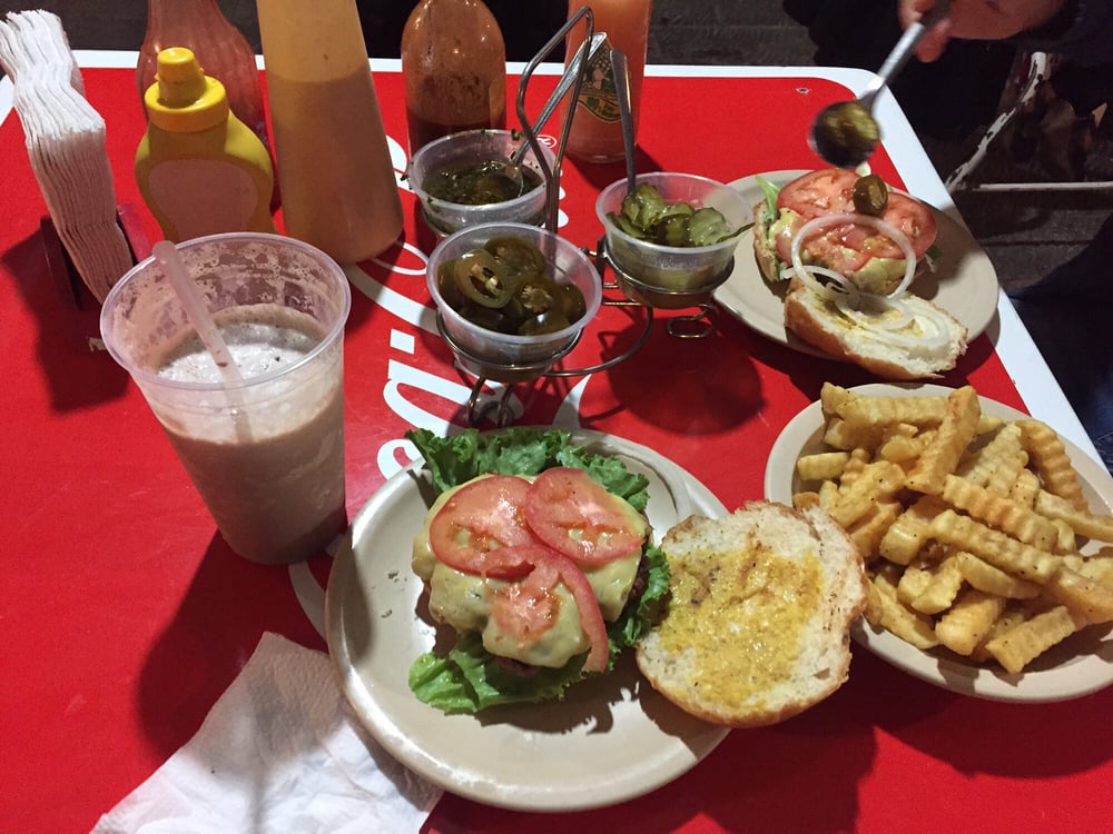 BRONTO BURGERS - Av. Copernico 4057, Zapopan, Jalisco, Mexico - Burgers ...