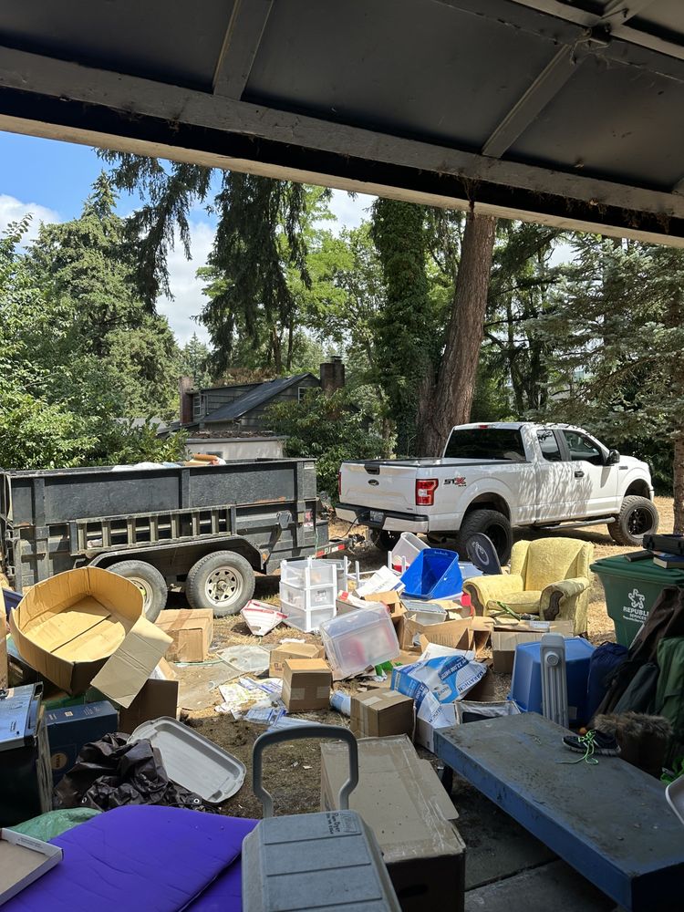 JUNK TOWN HERO - Updated November 2024 - Lake Oswego, Oregon - Junk Removal & Hauling - Phone ...