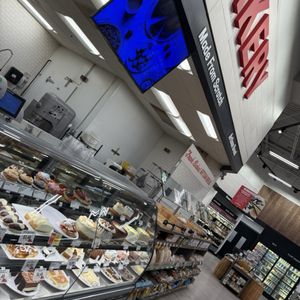 SPROUTS FARMERS MARKET - Updated September 2025 - 15 Photos - 8430 SW ...