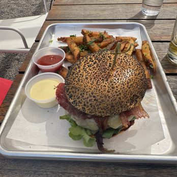 MANHATTAN PROJECT BEER COMPANY - Updated December 2025 - 398 Photos ...