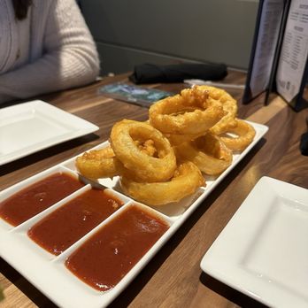 BRU BURGER BAR - FORT WAYNE - Updated November 2025 - 66 Photos & 28 ...