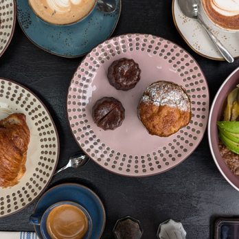 UBUNTU THE GREATEST NEIGHBORHOOD CAFÈ - Updated August 2024 - 1778 ...