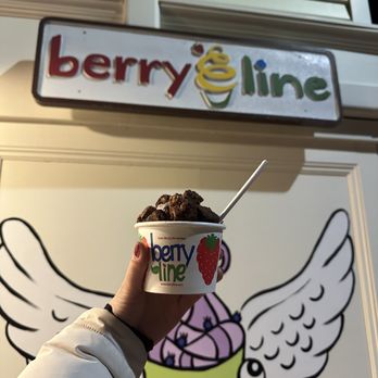 BERRYLINE - Updated July 2024 - 209 Photos & 638 Reviews - 3 Arrow St ...