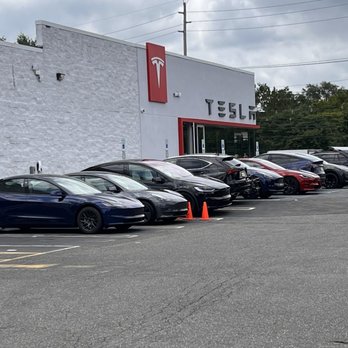 TESLA - PARAMUS - Updated October 2025 - 61 Photos & 89 Reviews - 530 ...