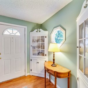 ELFANT WISSAHICKON REALTORS - 2000 Pine St, Philadelphia, Pennsylvania ...