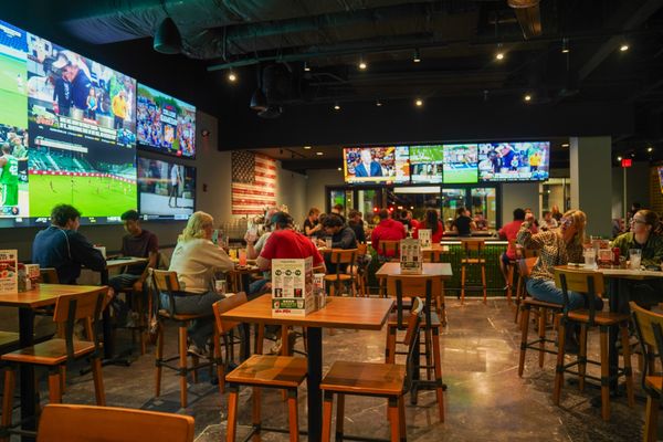 THE GREENE TURTLE - Updated October 2025 - 21 Photos & 12 Reviews ...