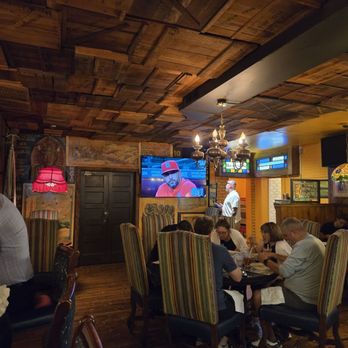 THE OLD SPAGHETTI FACTORY - Updated January 2026 - 888 Photos & 883 ...