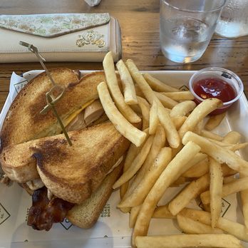 CAMP OUTPOST - Updated March 2025 - 725 Photos & 390 Reviews - 1811 S ...