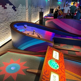 PUTTSHACK - SCOTTSDALE - Updated September 2025 - 422 Photos & 298 ...