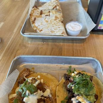 AVO TACO - Updated July 2024 - 454 Photos & 145 Reviews - 212-97 26th ...