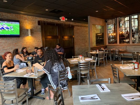 COTERIE RESTAURANT & OYSTER BAR - 1063 Photos & 981 Reviews - 135 ...