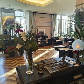 LE 9E - Updated December 2025 - 23 Photos & 12 Reviews - 1500 Boulevard ...