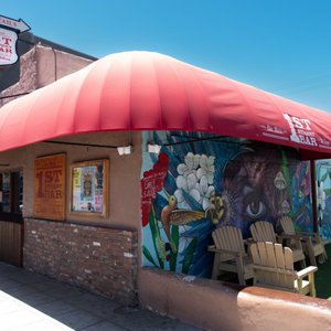 THE LEUCADIAN BAR - Updated June 2024 - 18 Photos & 21 Reviews - 1542 N ...