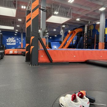 SKY ZONE TRAMPOLINE PARK - Updated July 2025 - 91 Photos & 158 Reviews - 12449 Foothill Blvd ...