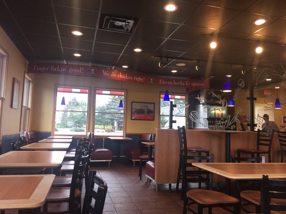 KFC - Updated December 2025 - 10 Reviews - 1030 Tuscarawas Ave, Dover ...