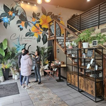 COFFEEHOLIC HOUSE - Updated December 2024 - 1568 Photos & 767 Reviews - 3700 S Hudson St ...