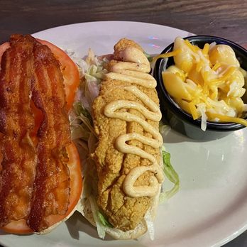 THE TIN PIG TAVERN - Updated December 2025 - 35 Photos & 28 Reviews ...