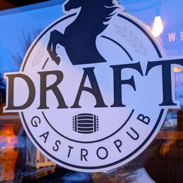 DRAFT GASTROPUB - Updated January 2026 - 207 Photos & 187 Reviews - 664 ...