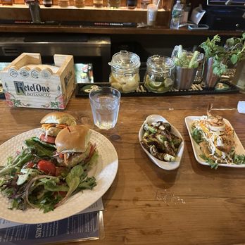 RUSTIK TAVERN - Updated November 2024 - 651 Photos & 626 Reviews - 471 ...