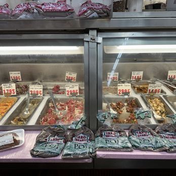 TAMASHIRO MARKET - Updated July 2024 - 1289 Photos & 403 Reviews - 802 ...