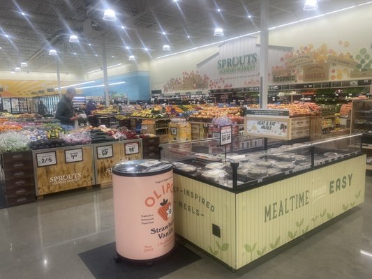 SPROUTS FARMERS MARKET - 6465 E Mockingbird Ln, Dallas, Texas - Grocery ...