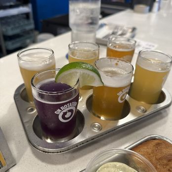 ON ROTATION BREWERY & KITCHEN - Updated December 2024 - 238 Photos & 89 ...