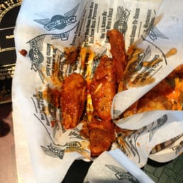 WINGSTOP - Updated September 2025 - 129 Photos & 80 Reviews - 4812 ...