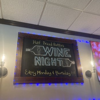 MAPLE TREE CAFE - Updated October 2025 - 78 Photos & 90 Reviews - 781 ...