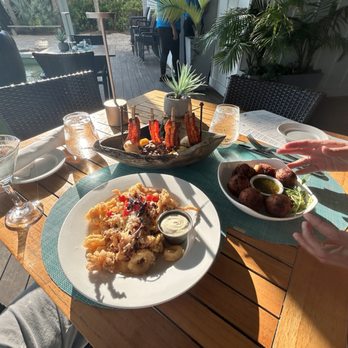 SURFING DEER - Updated April 2025 - 462 Photos & 349 Reviews - 2743 E ...