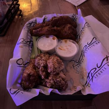 OUTPUT LOUNGE & SPORTS BAR - Updated December 2025 - 307 Photos & 517 ...