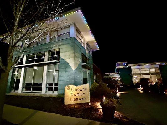 CUDAHY FAMILY LIBRARY - Updated December 2025 - 96 Photos - 3500 ...